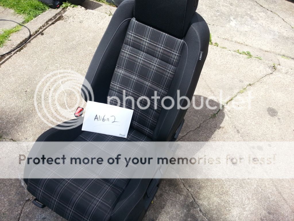 Golf mk6 GTD interior. CLoth with Jacara centres | VW Golf R32 Forum